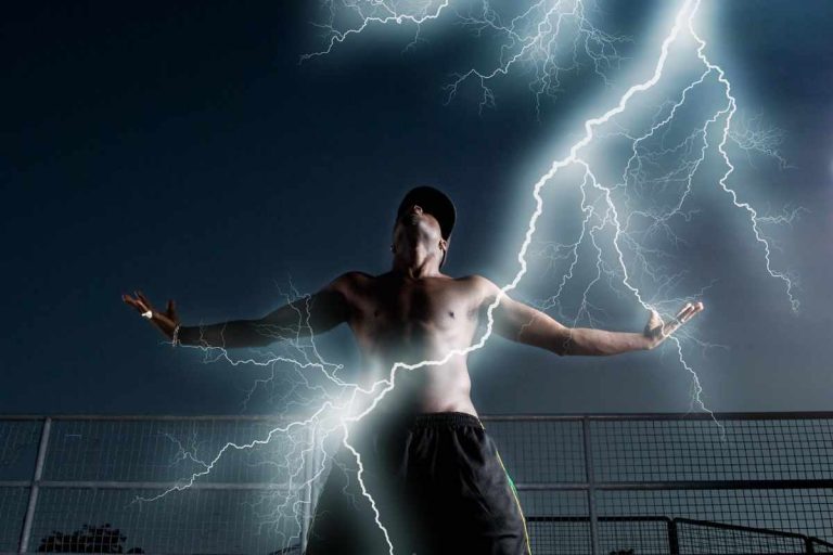 Cosa si prova quando si viene colpiti da un fulmine? Le testimonianze ...
