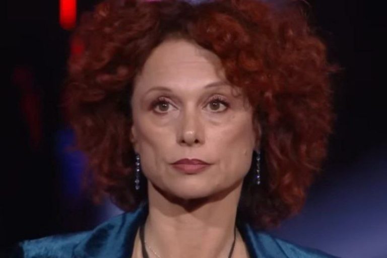 Beatrice Luzzi, qual è il titolo di studio? Nessuno poteva immaginarlo ...